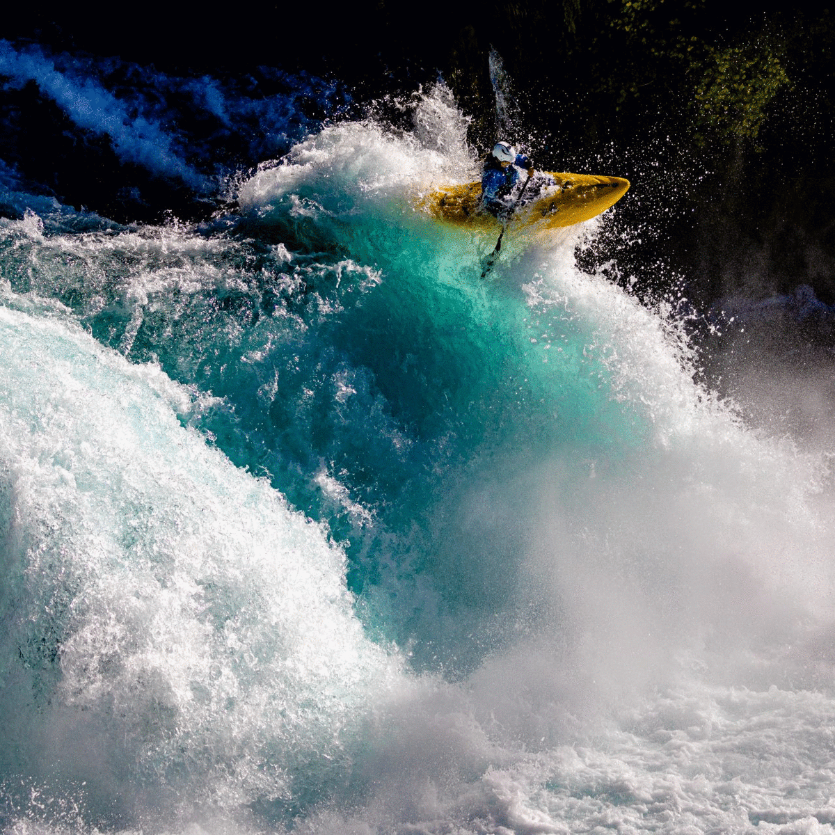 Whitewater Kayaks – I-CANOE